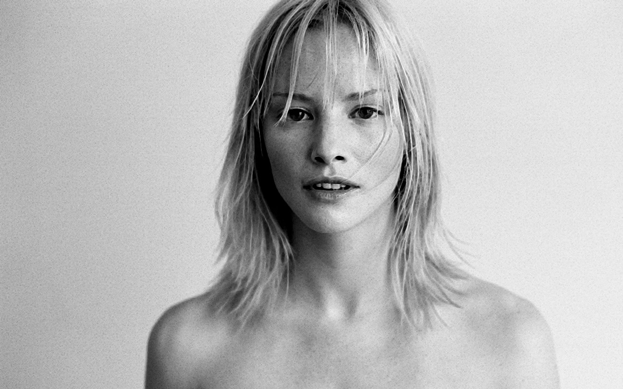 European Actresses And Models Sienna Guillory