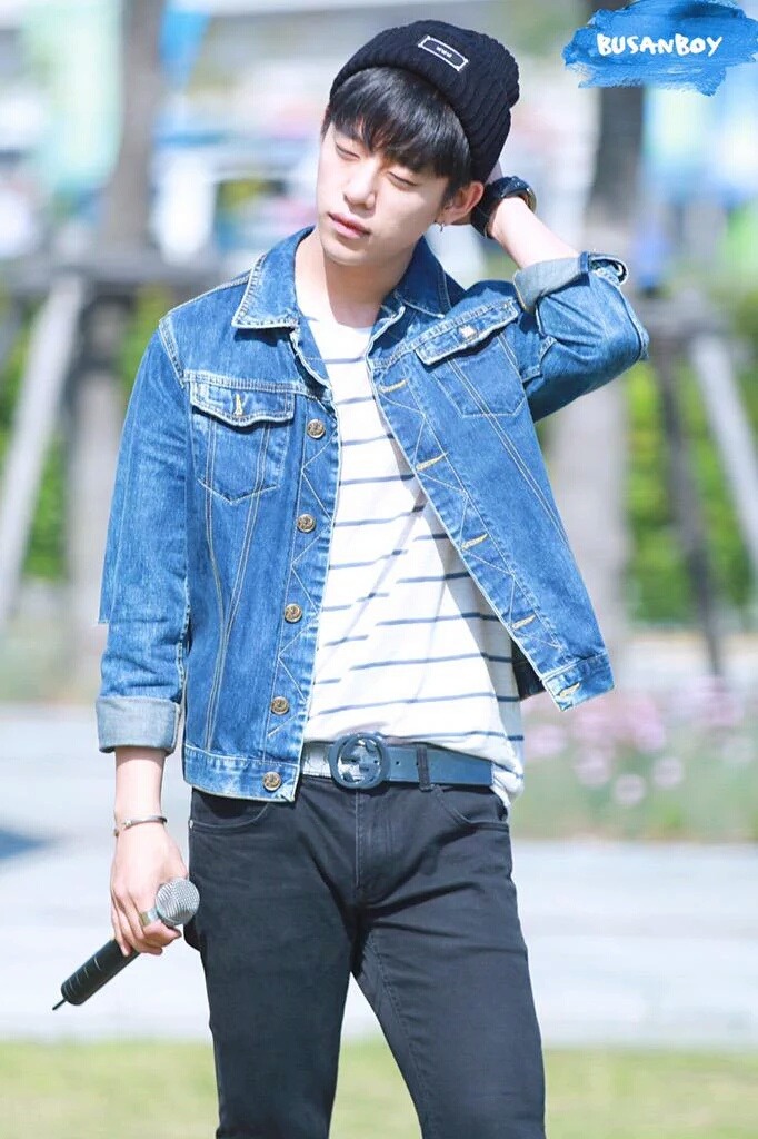 Sem Título — Hairykpoppits Kpop Bulge Part 2