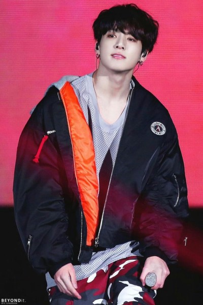 14 Foto Jungkook Bts Mic Drop Romi Gambar