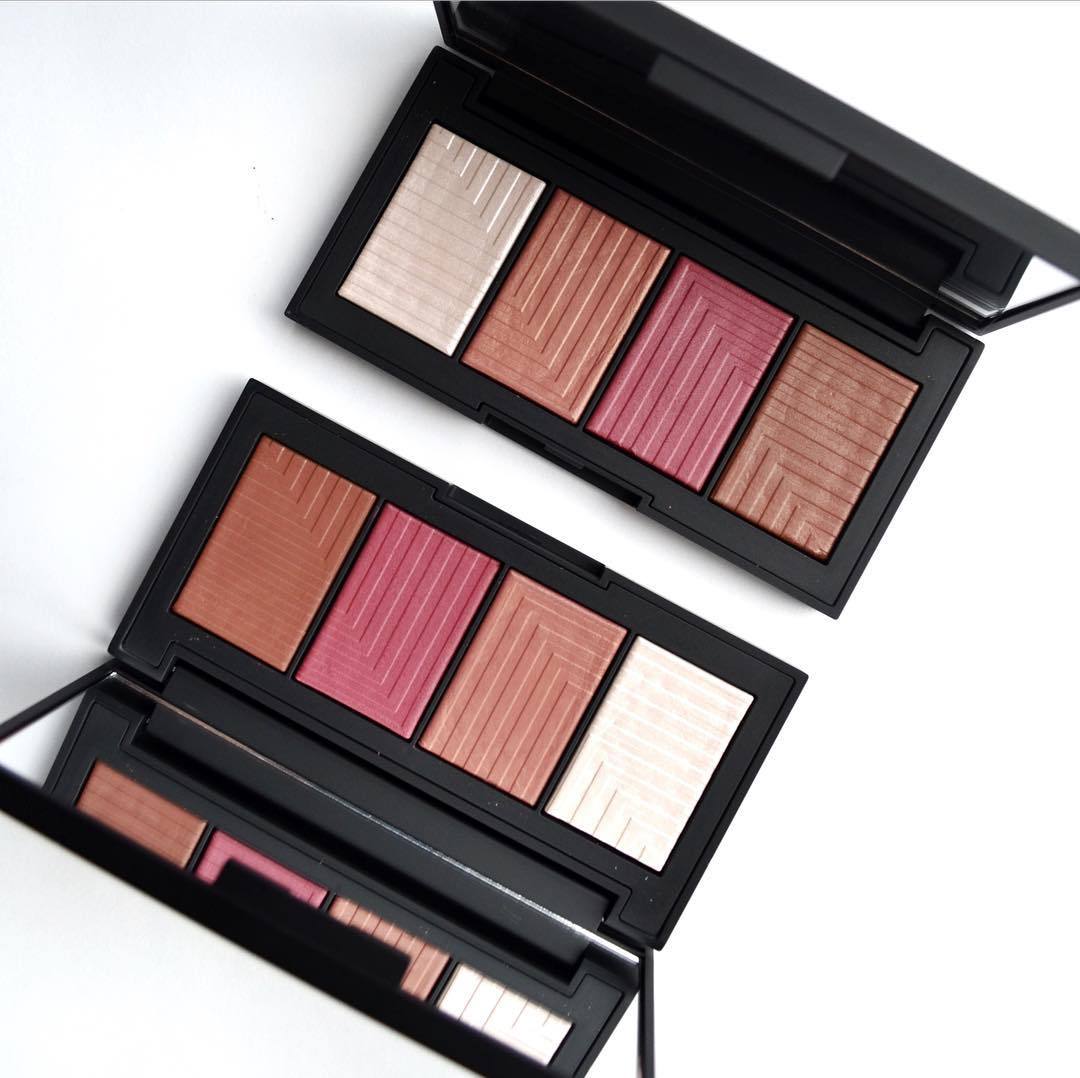 Makeuploversunite Photo