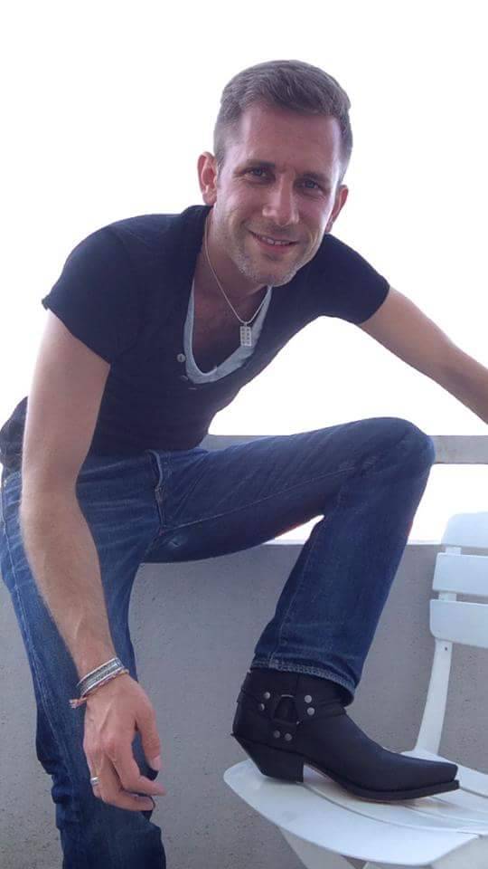 Funsoub — Booted Gay Great Boots