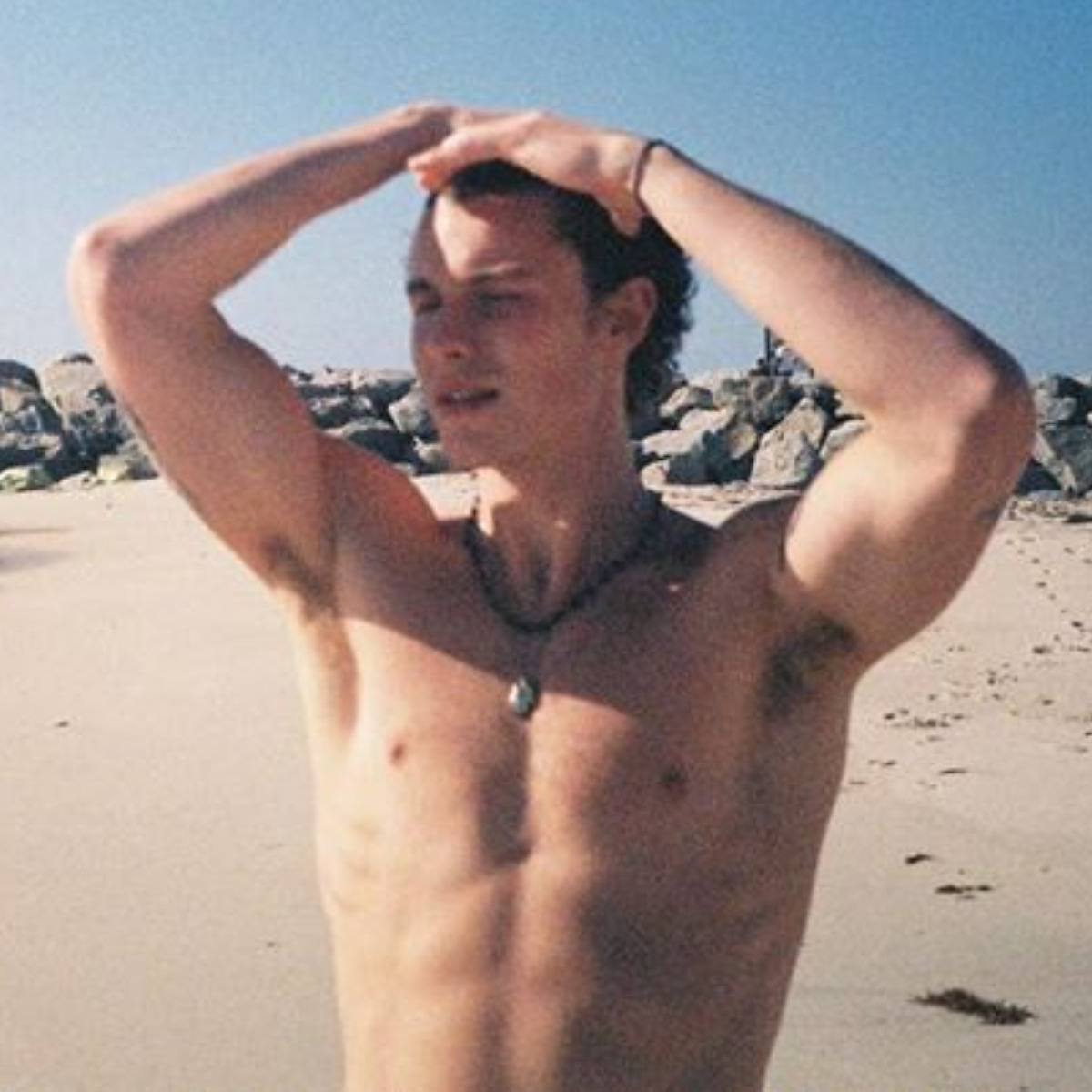 Shawn Mendes Page 23 Lpsg