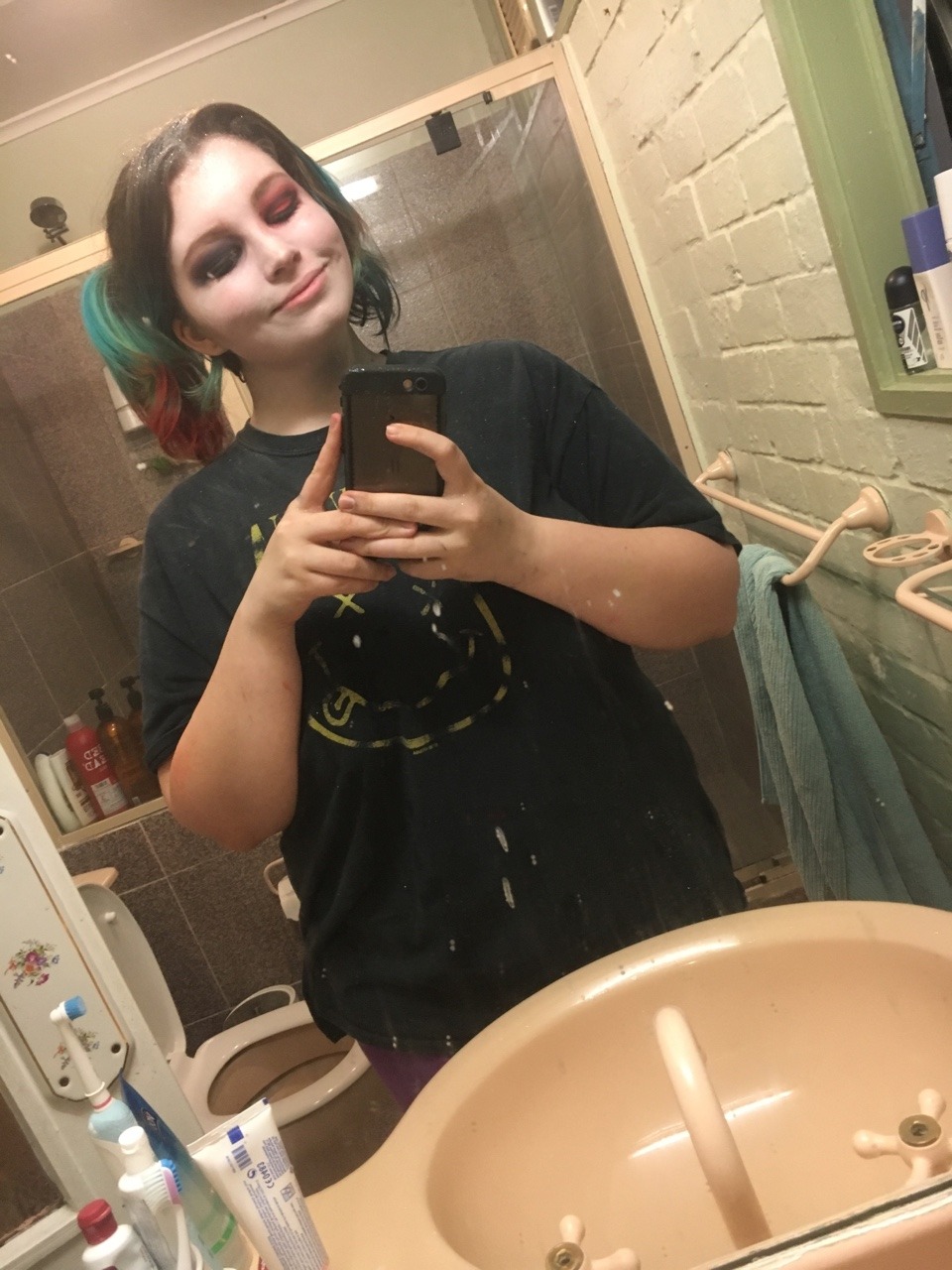 I Love Pink Nympho So Much I Made A Fan Blog Of It — Pink Nympho I Went To My First House Party