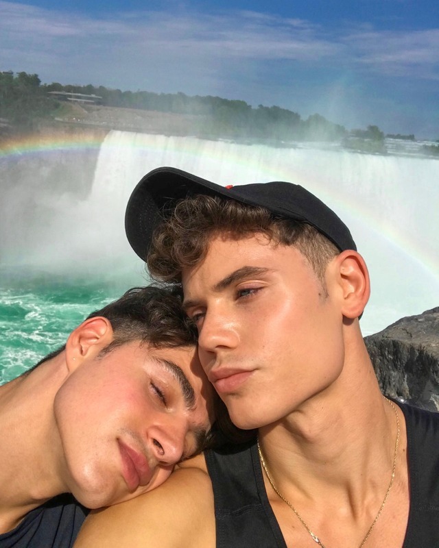 Nick And Pierre — I Falls In Love With You Everyday Mon Arc En Ciel