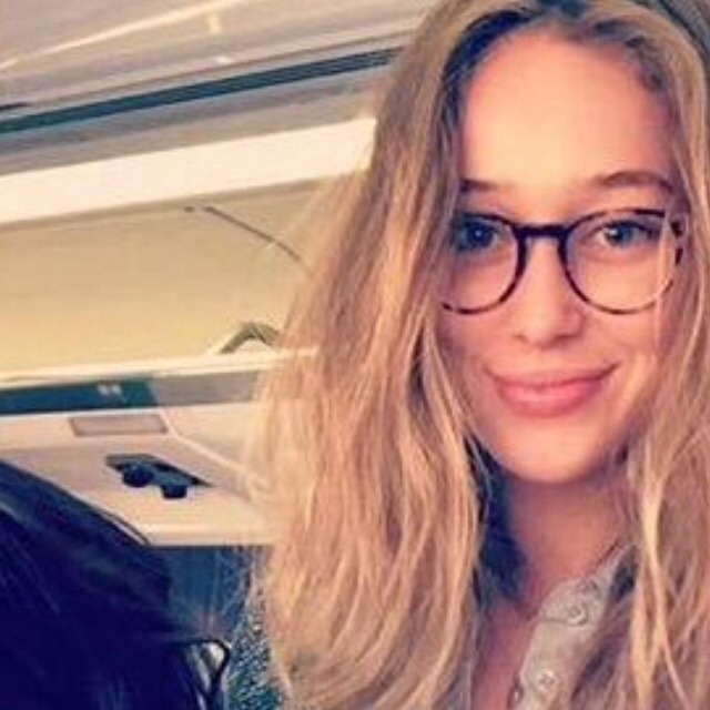 Guesswho — Lexaleesi Alycia Debnam Carey With Glasses Is A
