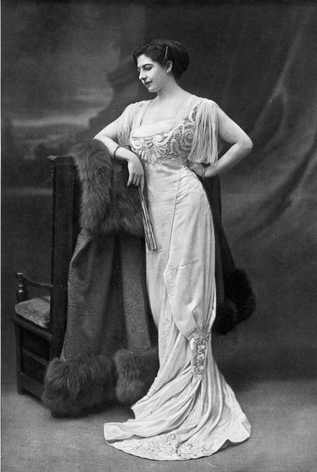 History A Look Back — Oct 15 1917 Mata Hari Executed On This Day In